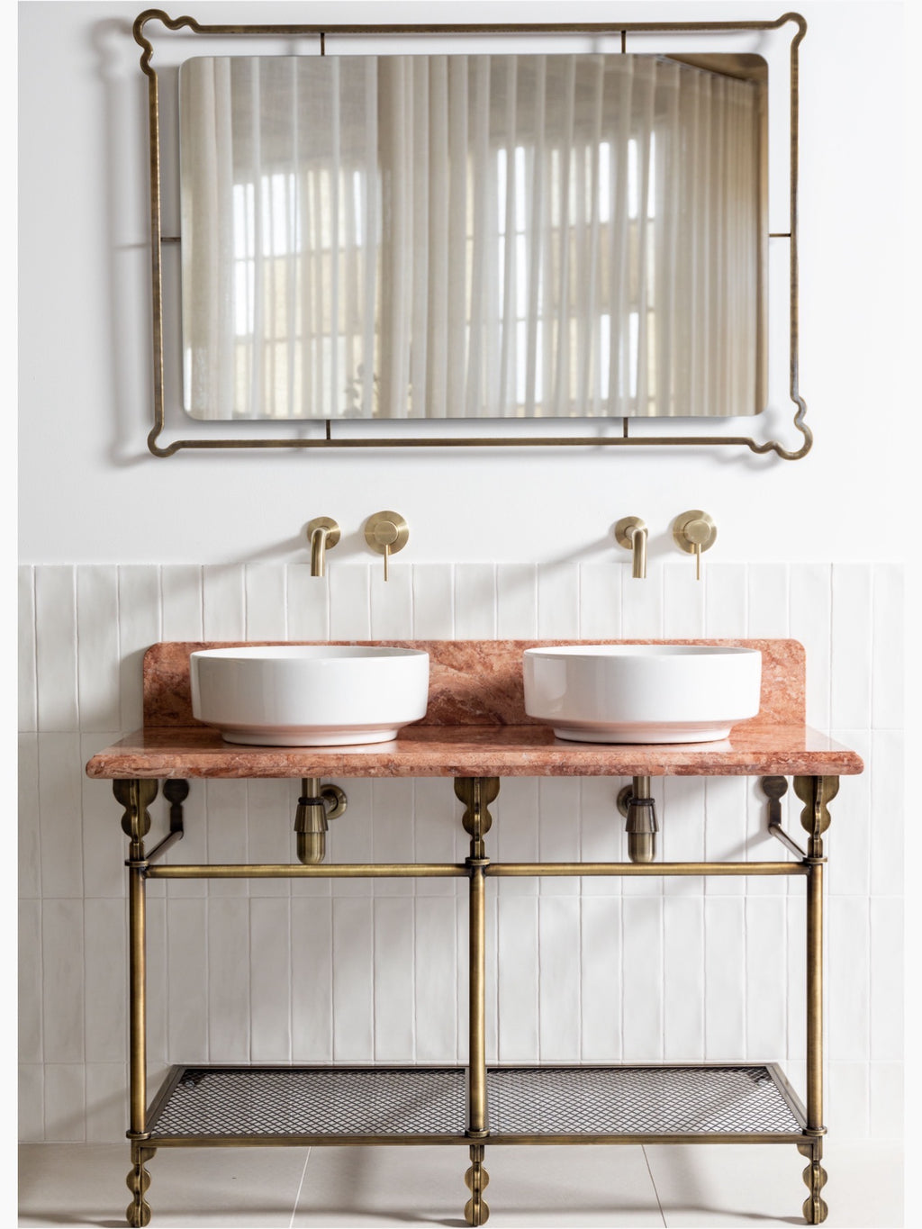 VICTORIA VANITY SET – Douglas and Douglas
