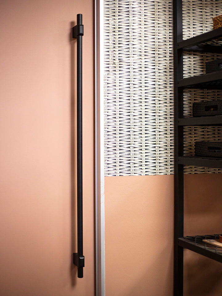 SIR ORION DOOR HANDLE – Douglas and Douglas